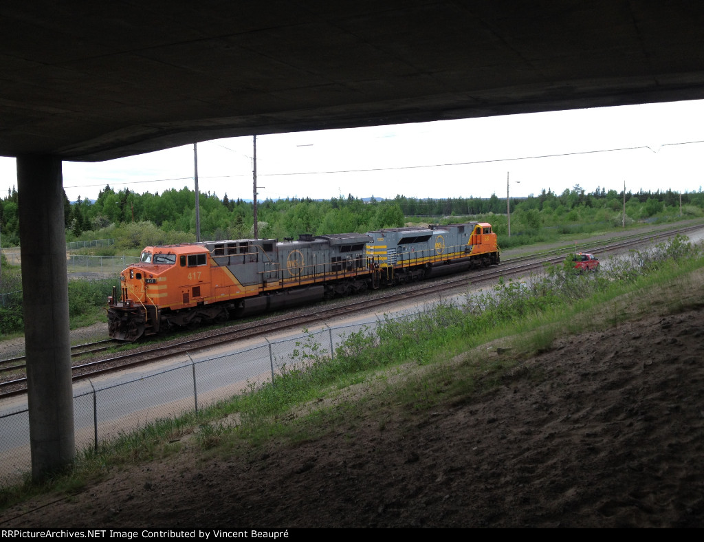 QNS&L 417 & 520 light northbound
